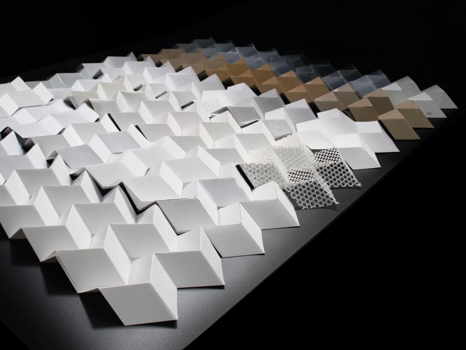 【初心者でもわかる！】設計における形状最適化の概要からソフトウェアまで解説 - OUTSENSE