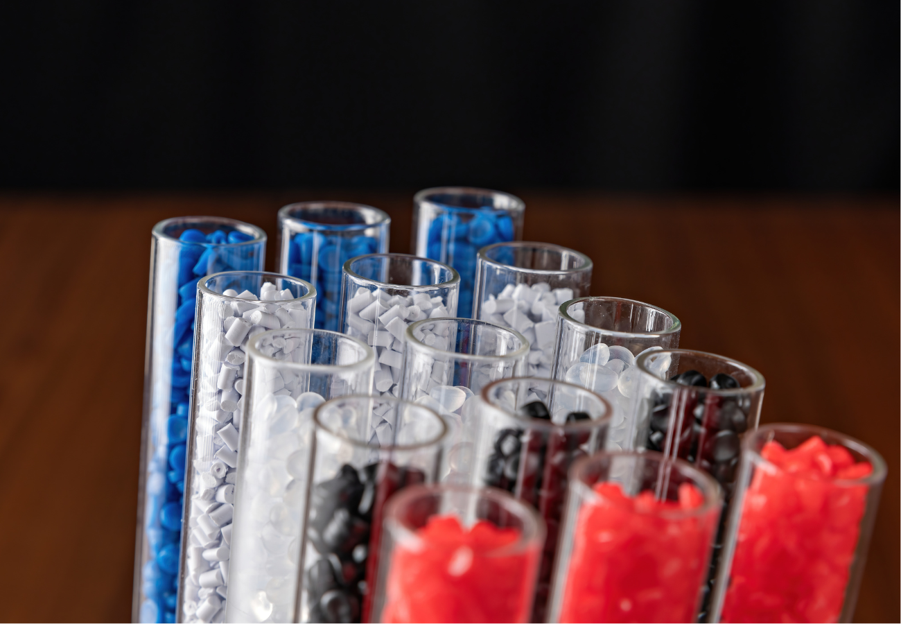 【加工技術紹介14】押出成形とは？仕組み、メリット、用途、最新技術を徹底解説！ - OUTSENSE